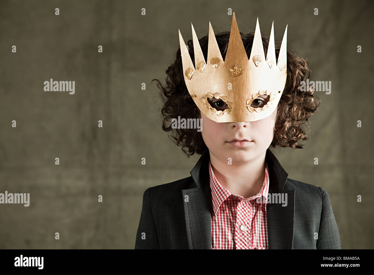 Gold crown head hi-res stock photography and images - Alamy