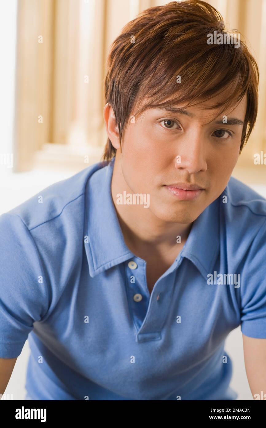 Deadpan man hi-res stock photography and images - Alamy