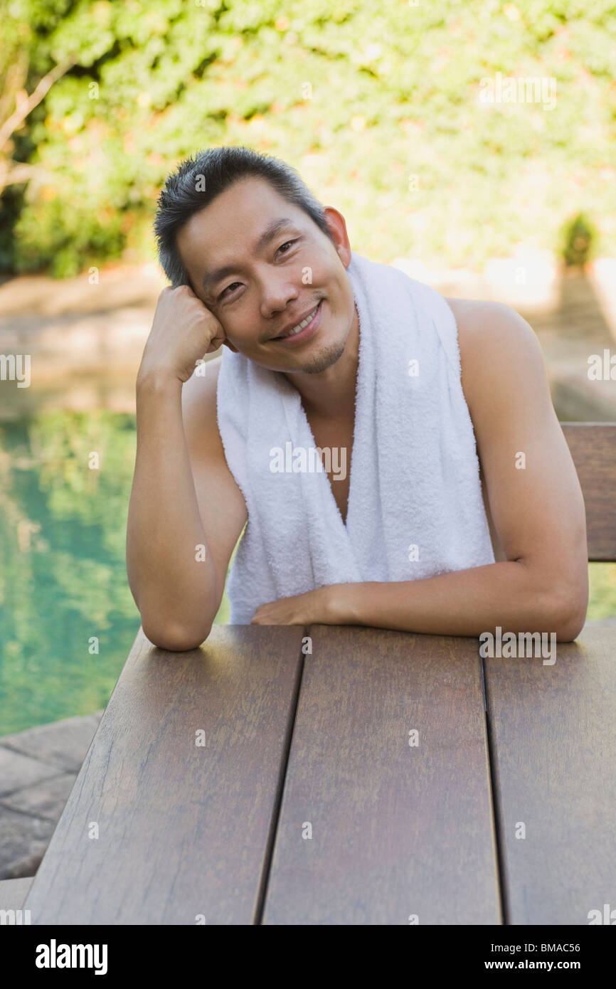 Leaning hand towel hi-res stock photography and images - Alamy