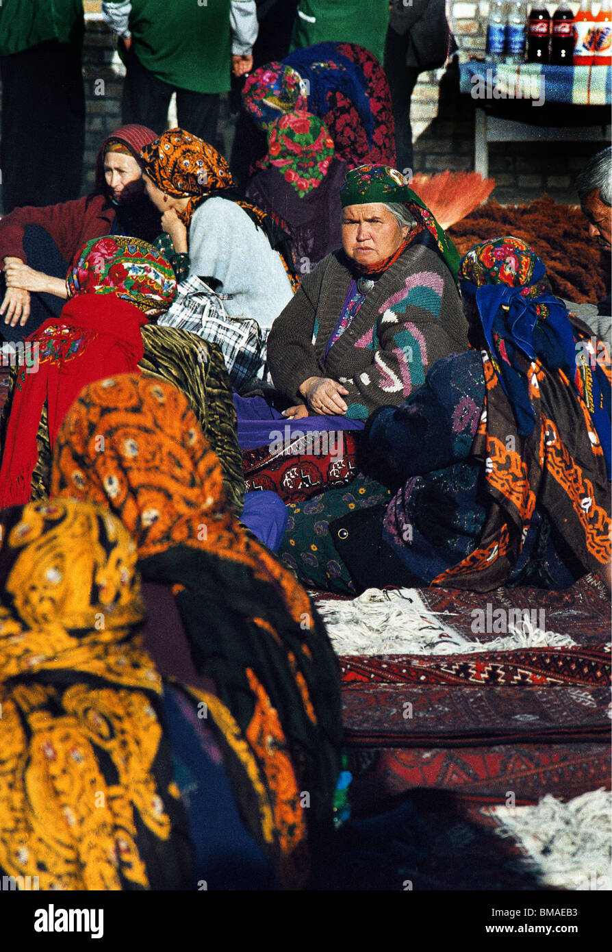 Turkmenistan bazaar hi-res stock photography and images - Alamy