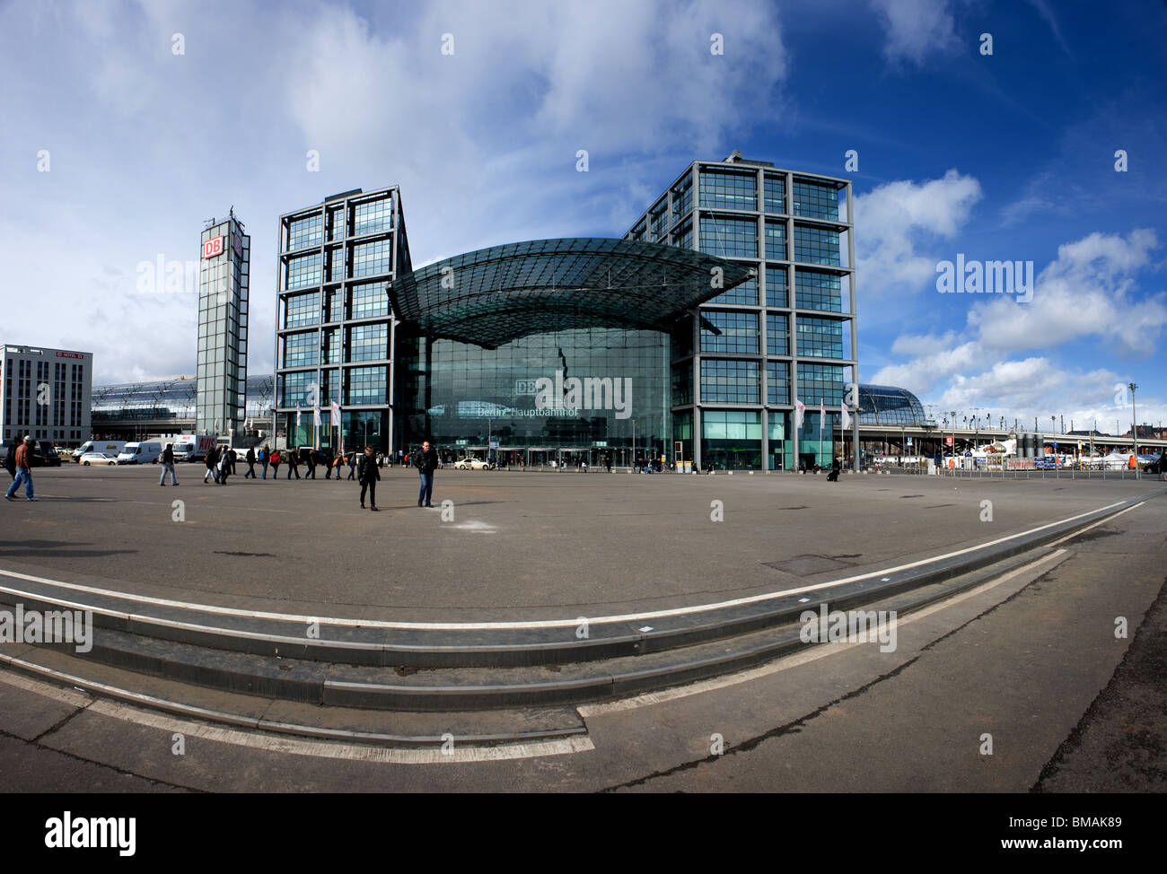 Train terminus hi-res stock photography and images - Alamy
