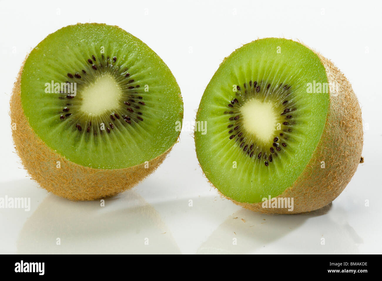 Kiwi fruit kiwis hi-res stock photography and images - Alamy