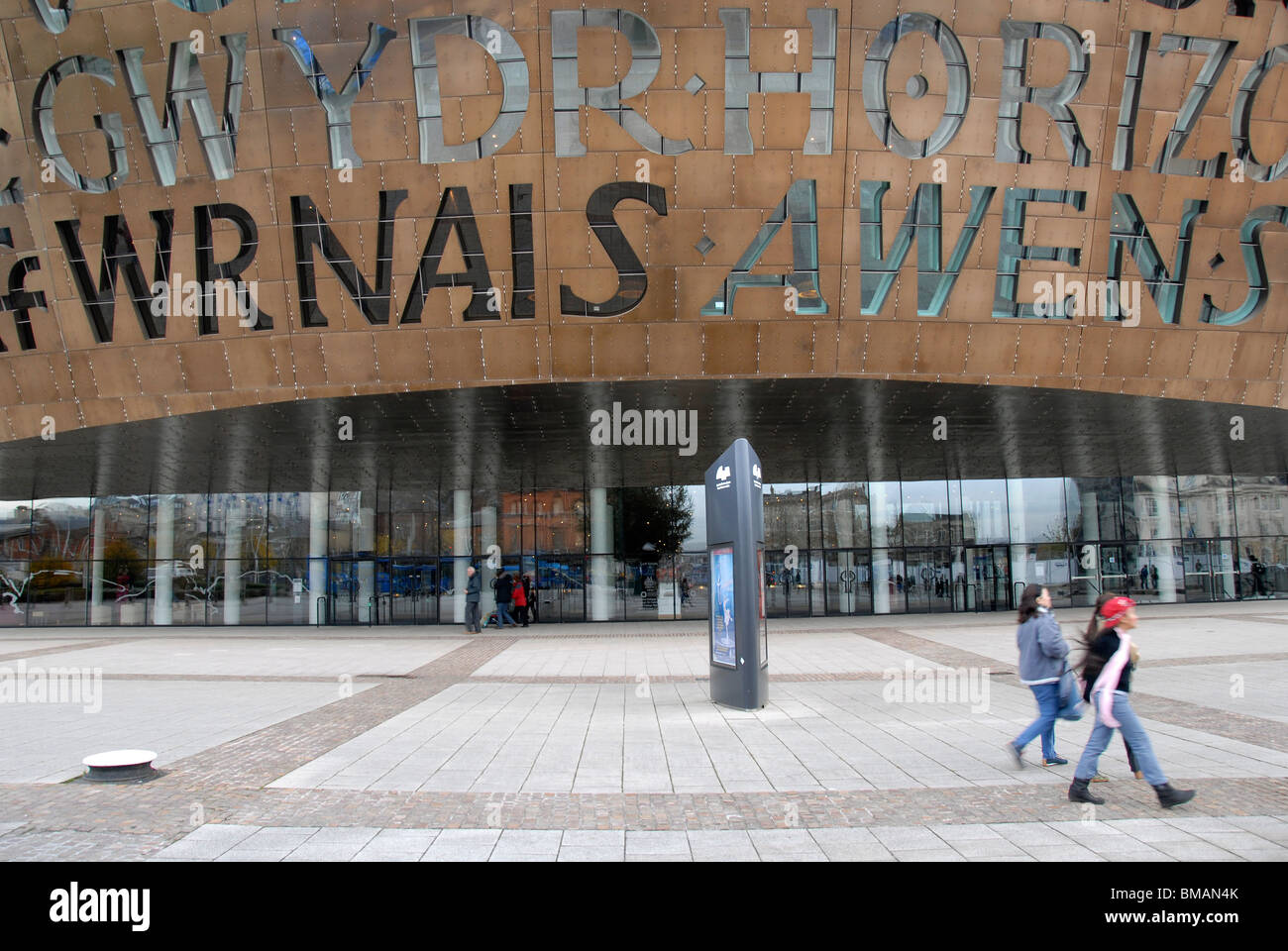 Facade millennium centre cardiff hi-res stock photography and images ...