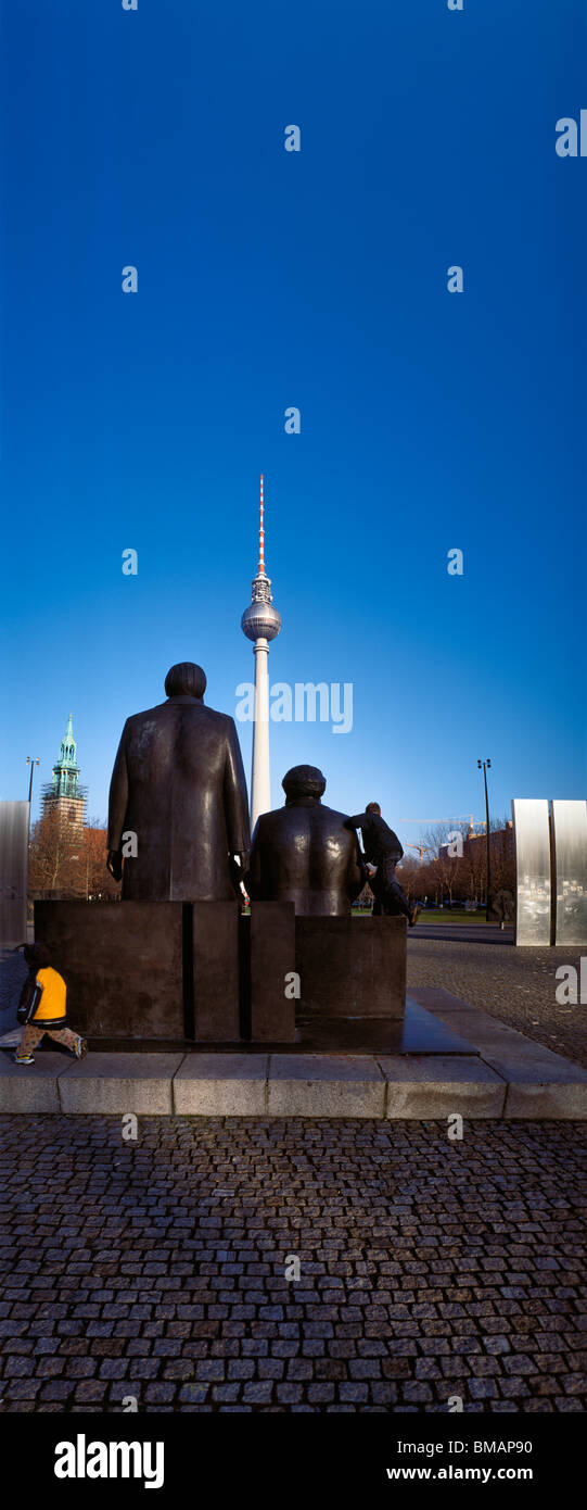 Monument to Marx and Engels in front of the TV tower, Marx-Engels-Forum ...