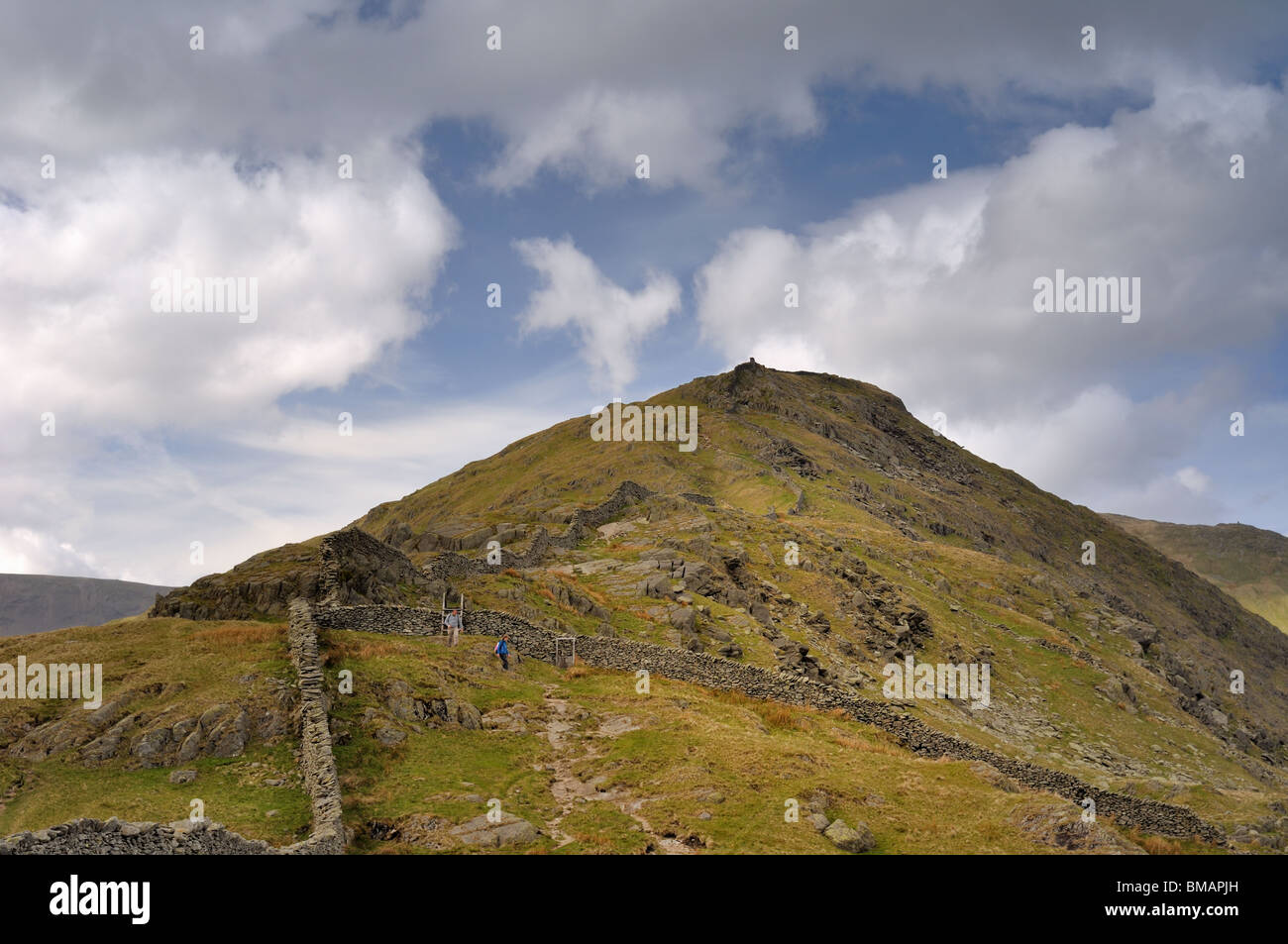 Two walkers in lake district hi-res stock photography and images - Alamy
