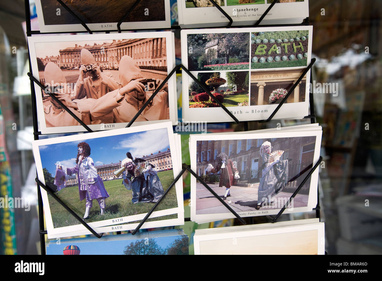 Display rack hi-res stock photography and images - Alamy