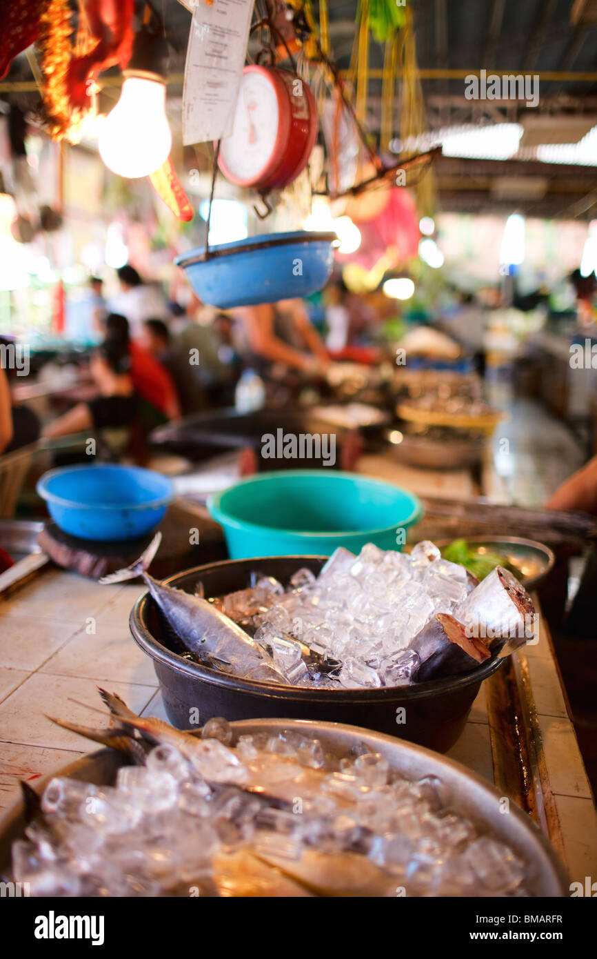 Fish market seafood philippines hi-res stock photography and images - Alamy