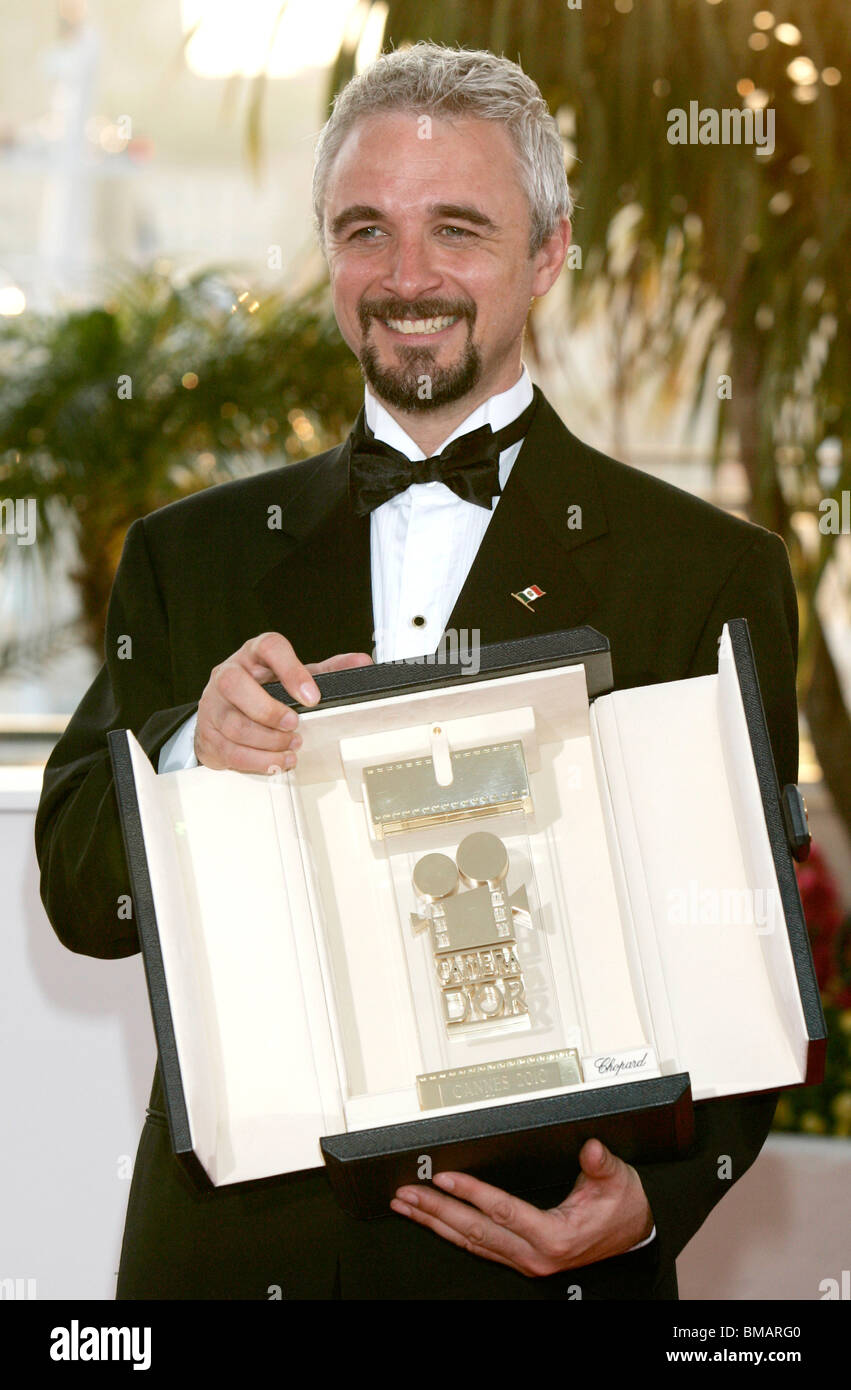MICHAEL ROWE WINNERS PHOTOCALL PALAIS DES FESTIVALS CANNES FRANCE 23 ...