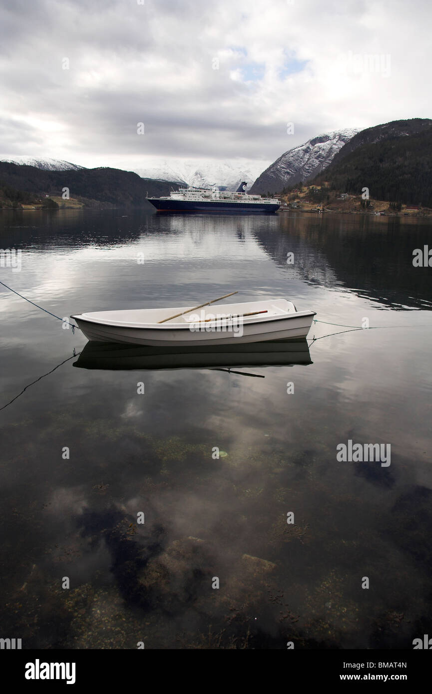 Ulvik cruise hi-res stock photography and images - Alamy