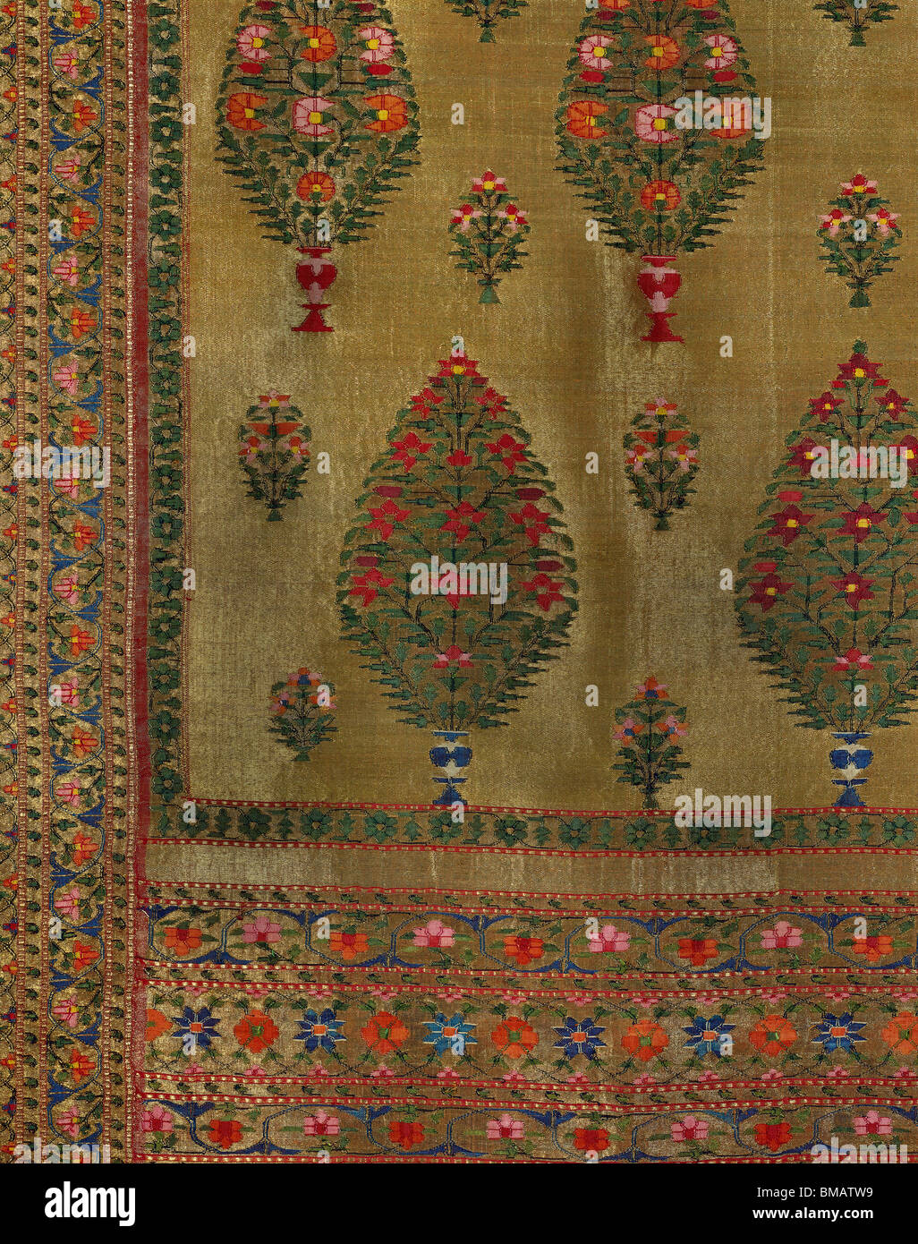 Brocade fabric hi-res stock photography and images - Alamy