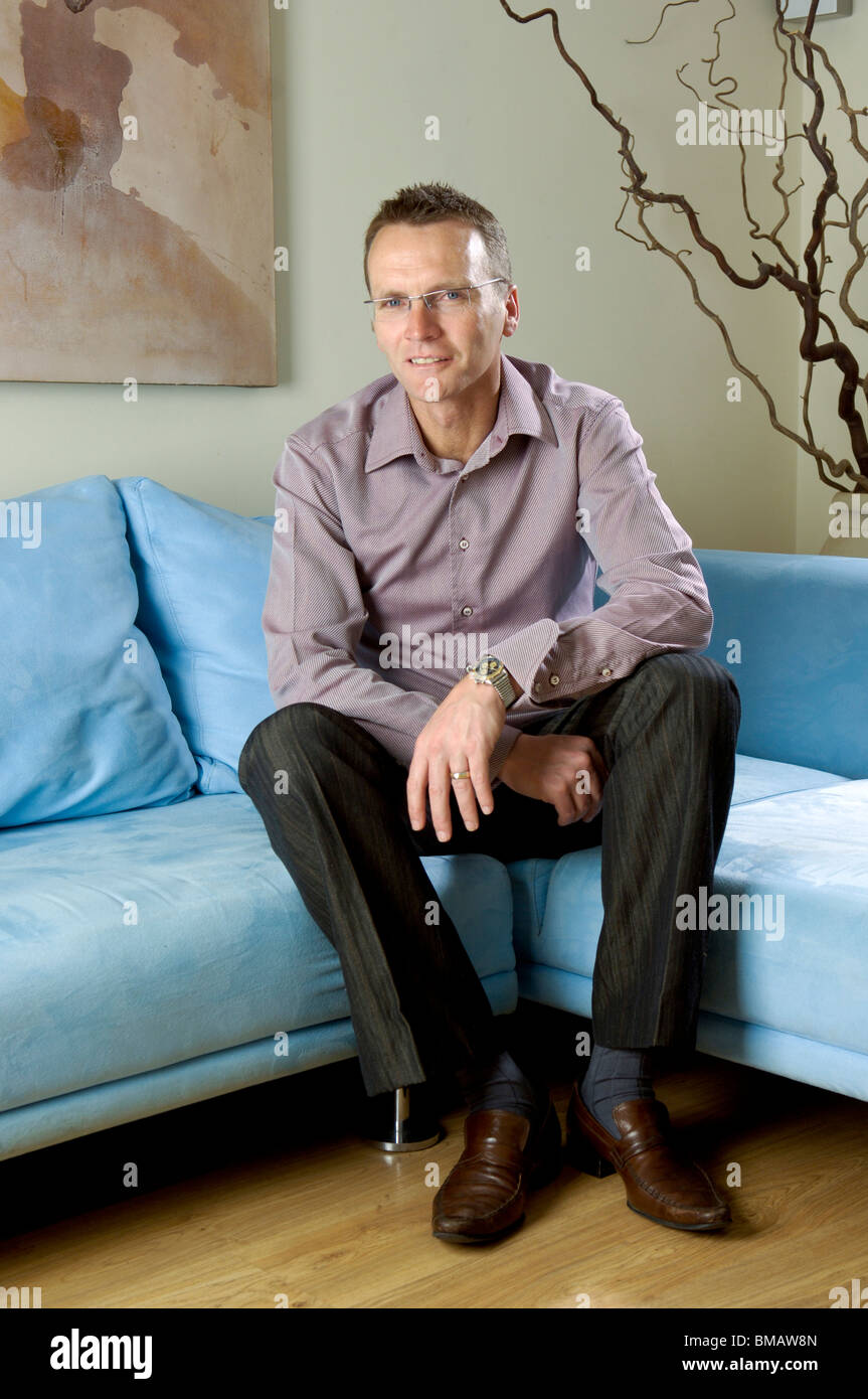 Footballer Geoff Thomas played for Crystal Palace and picked up 9 caps ...