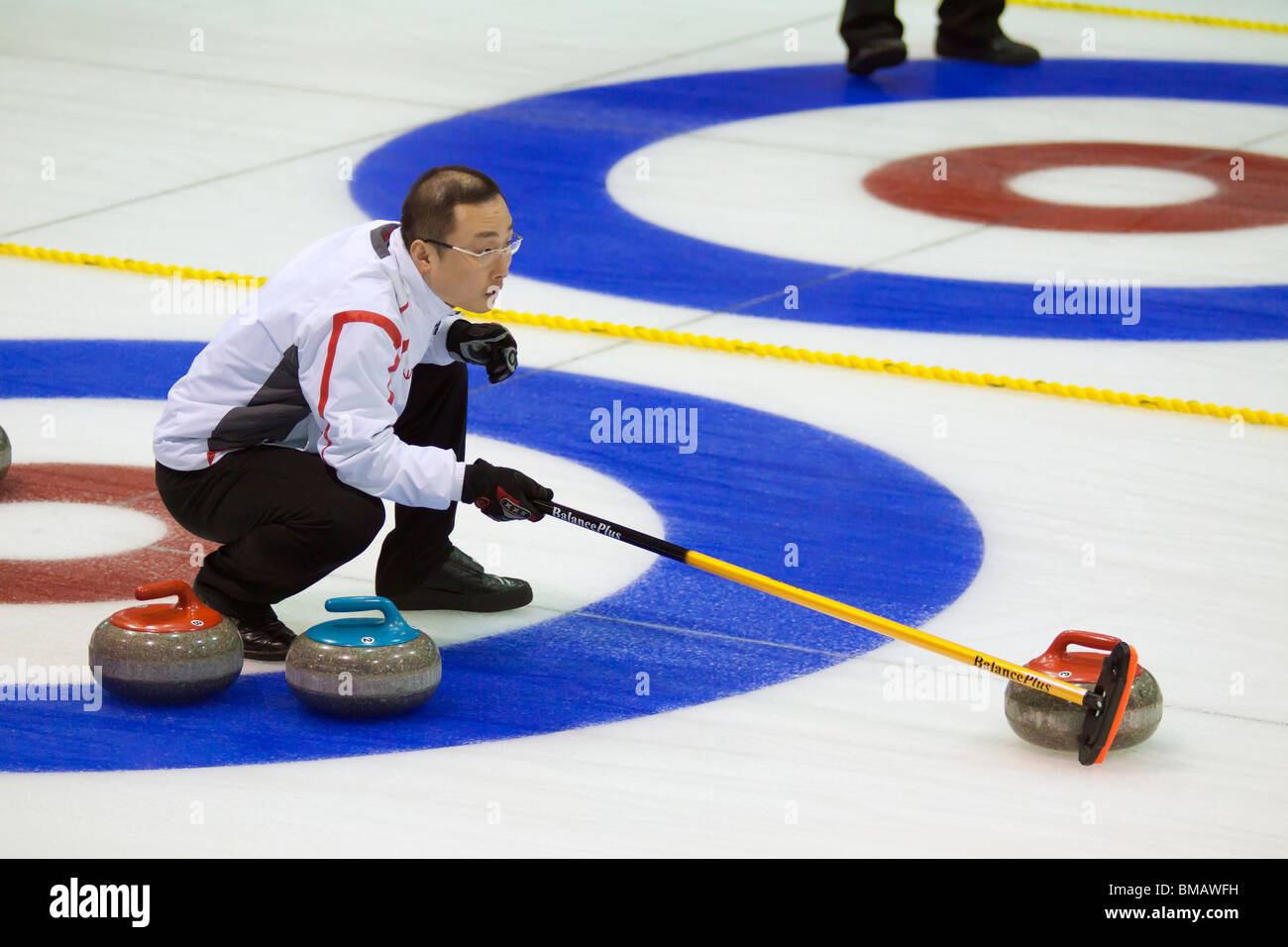 Curling broom hi-res stock photography and images - Alamy