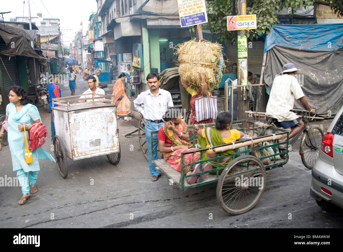 Cycle Rickshaw Means Of Transport High Resolution Stock Photography and ...
