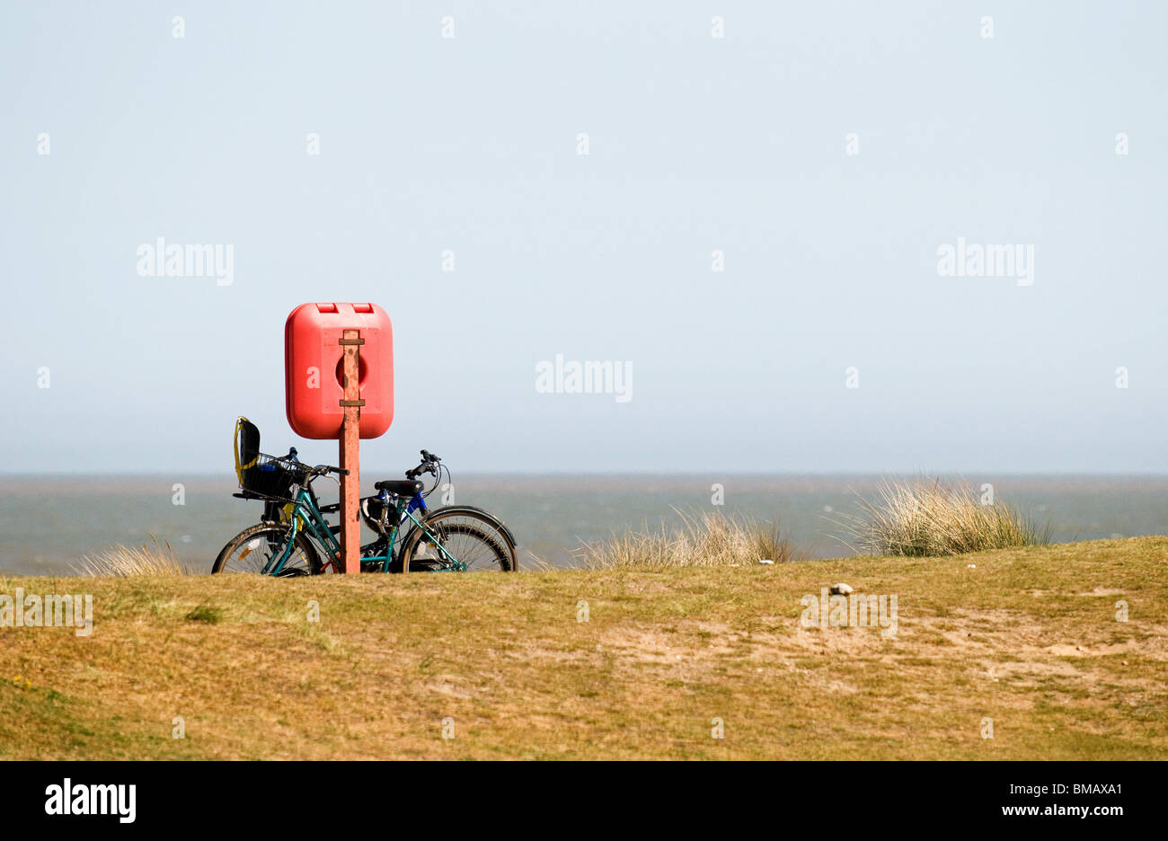 Coastal bicycles hi-res stock photography and images - Alamy