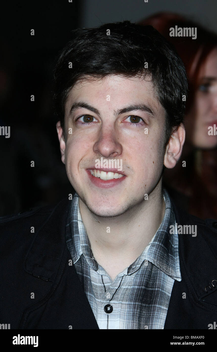 Christopher Mintz Plasse Smoking