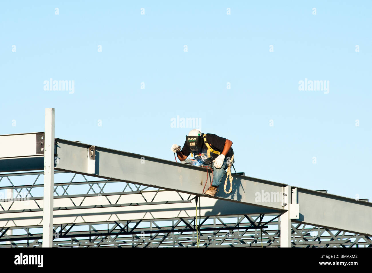 Welded steel trusses hi-res stock photography and images - Alamy