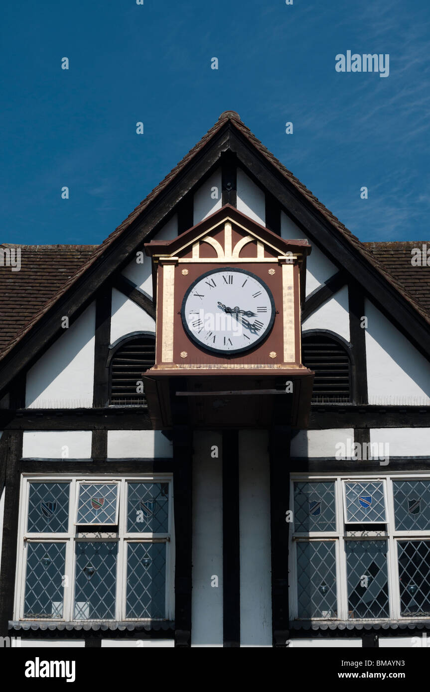 Tudor clock hi-res stock photography and images - Alamy