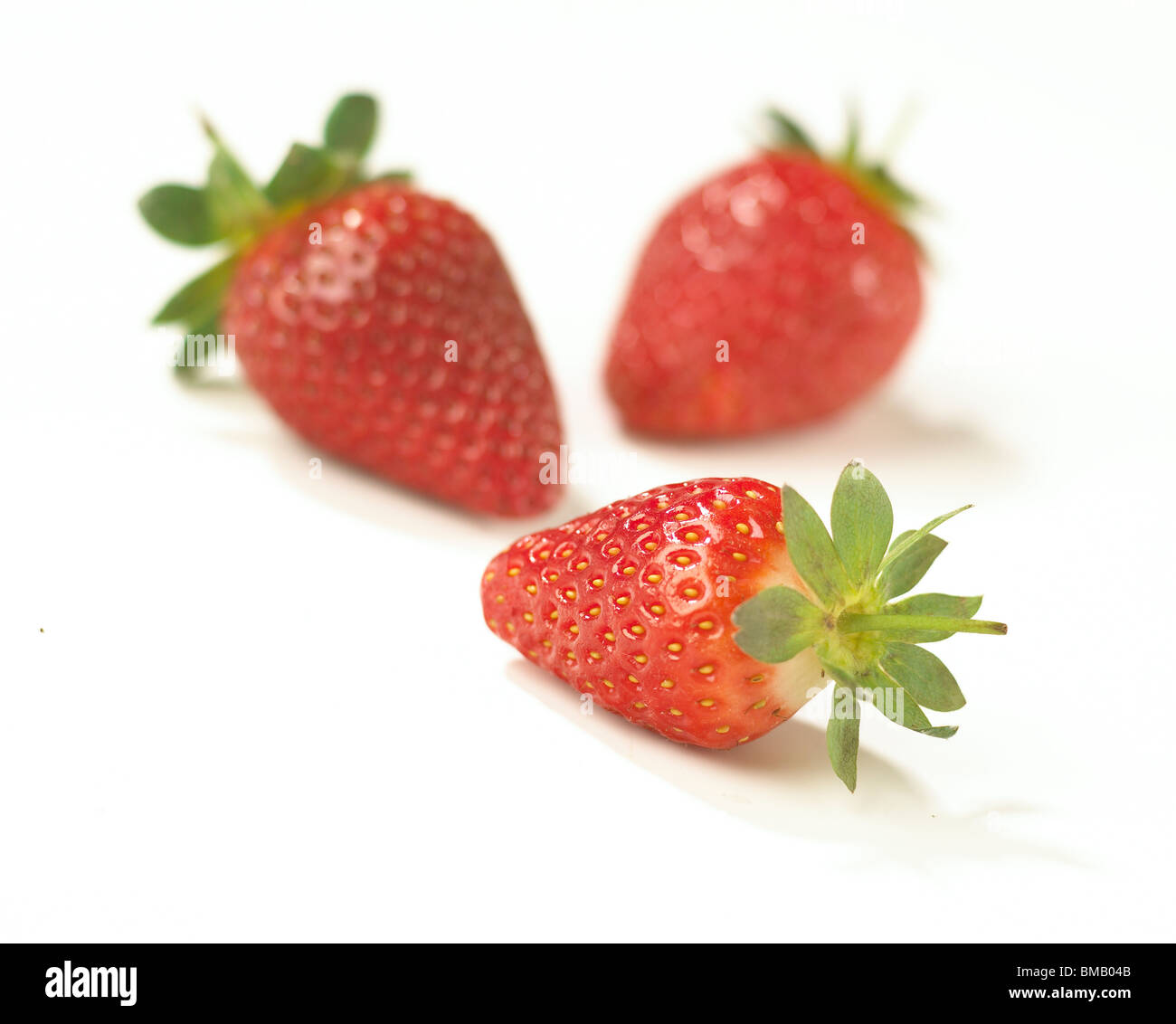 Strawberries with tops hi-res stock photography and images - Alamy