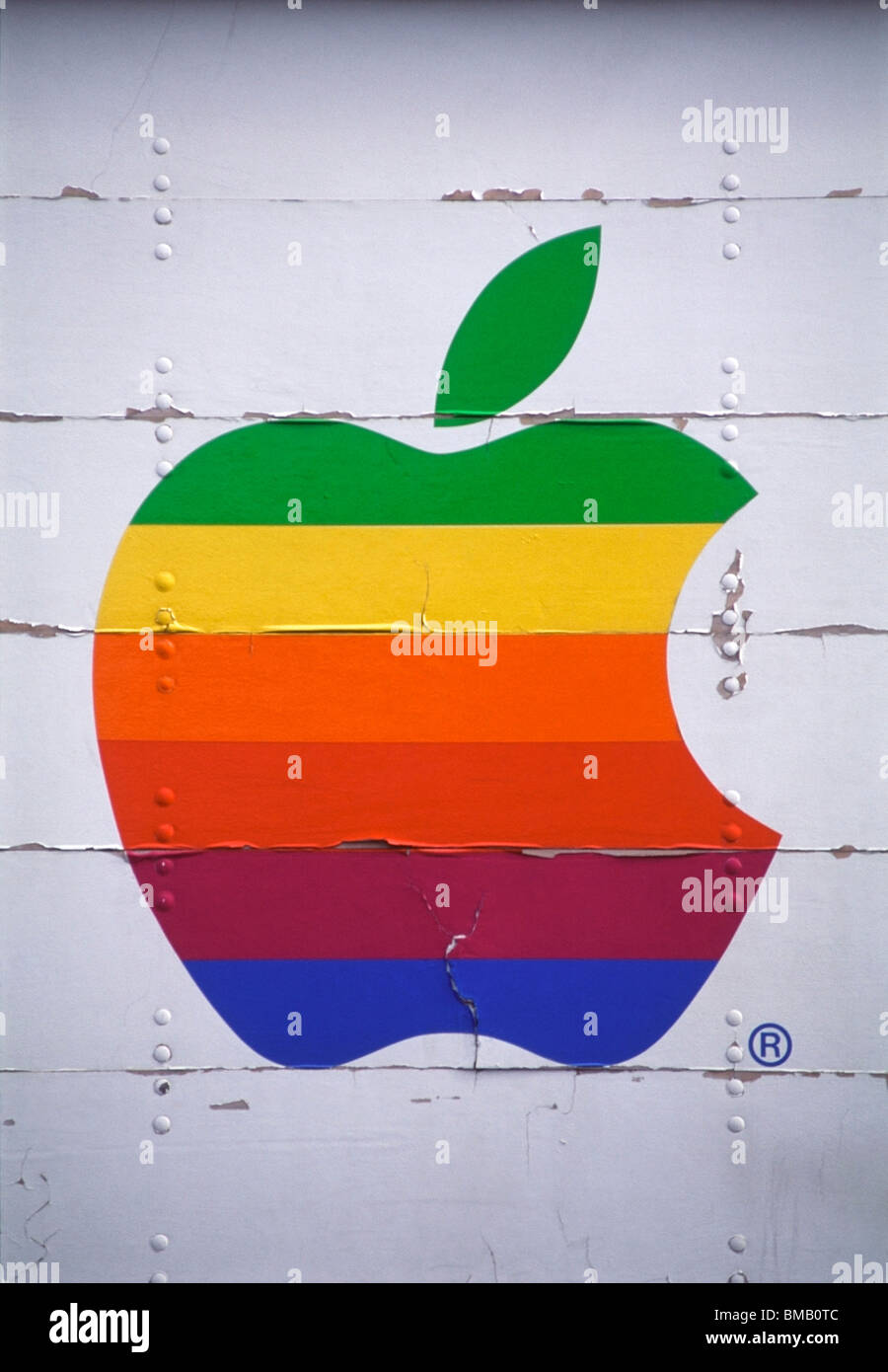 Apple headquarters cupertino logo hi-res stock photography and images ...