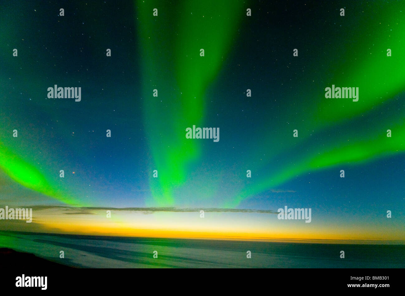 Northern lights in the night sky, Arctic National Wildlife Refuge ...