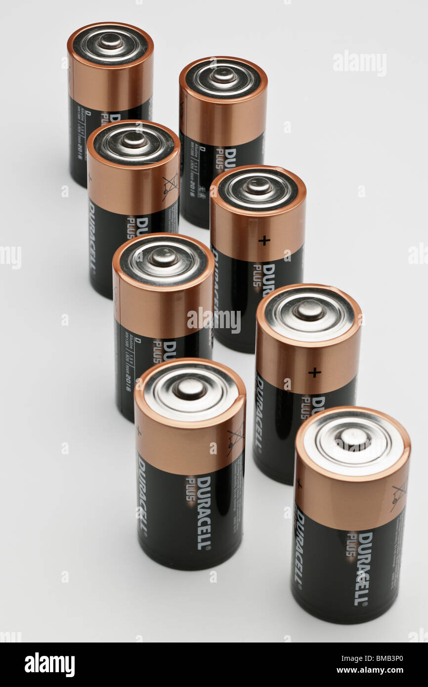 Eight Duracel Plus LR20 mn1300 1.5v alkaline batteries Stock Photo - Alamy