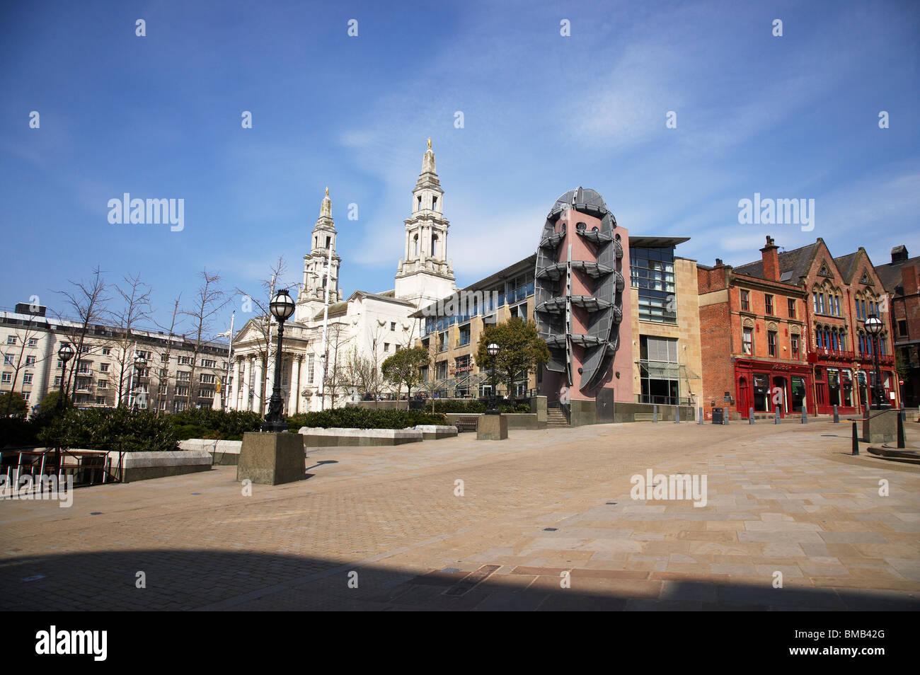 Millenium square leeds hi-res stock photography and images - Alamy