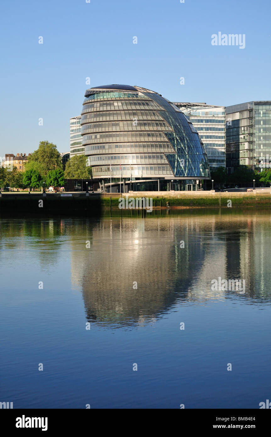 London city hall norman foster hi-res stock photography and images - Alamy