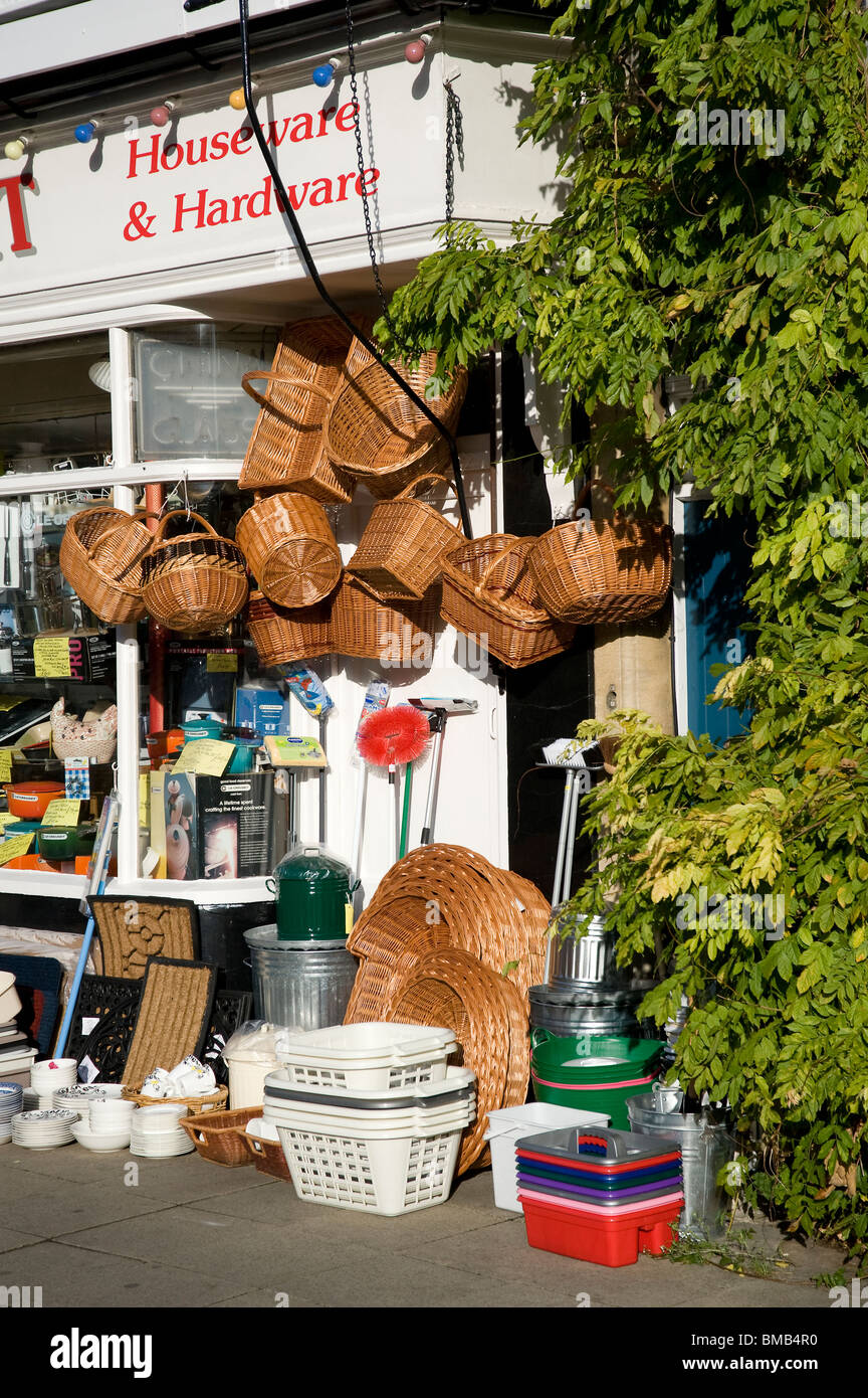 Houseware stores hi-res stock photography and images - Alamy