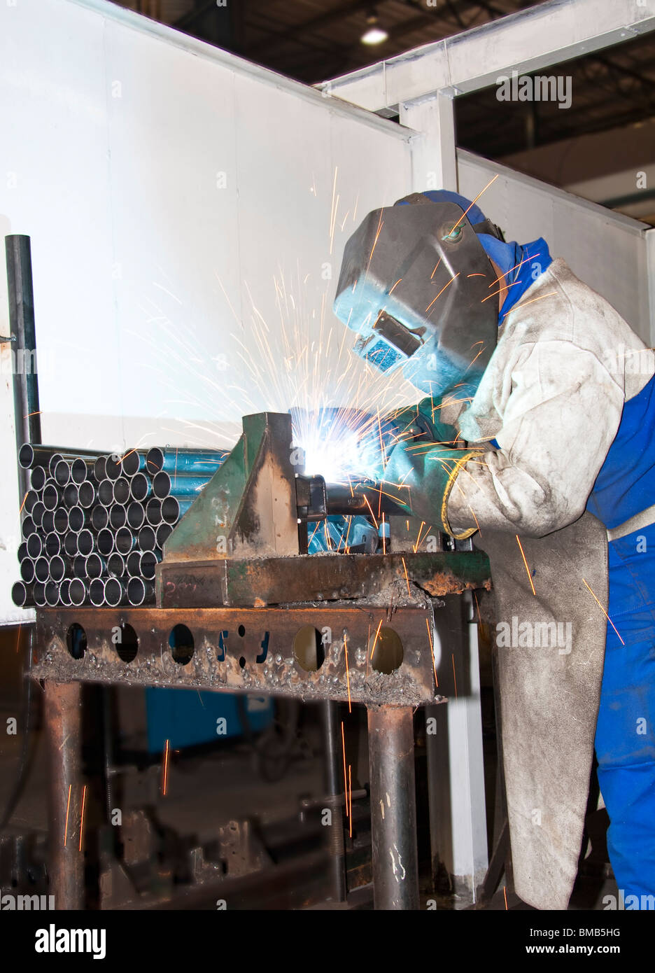 Factory Worker Welding Stock Photo - Alamy