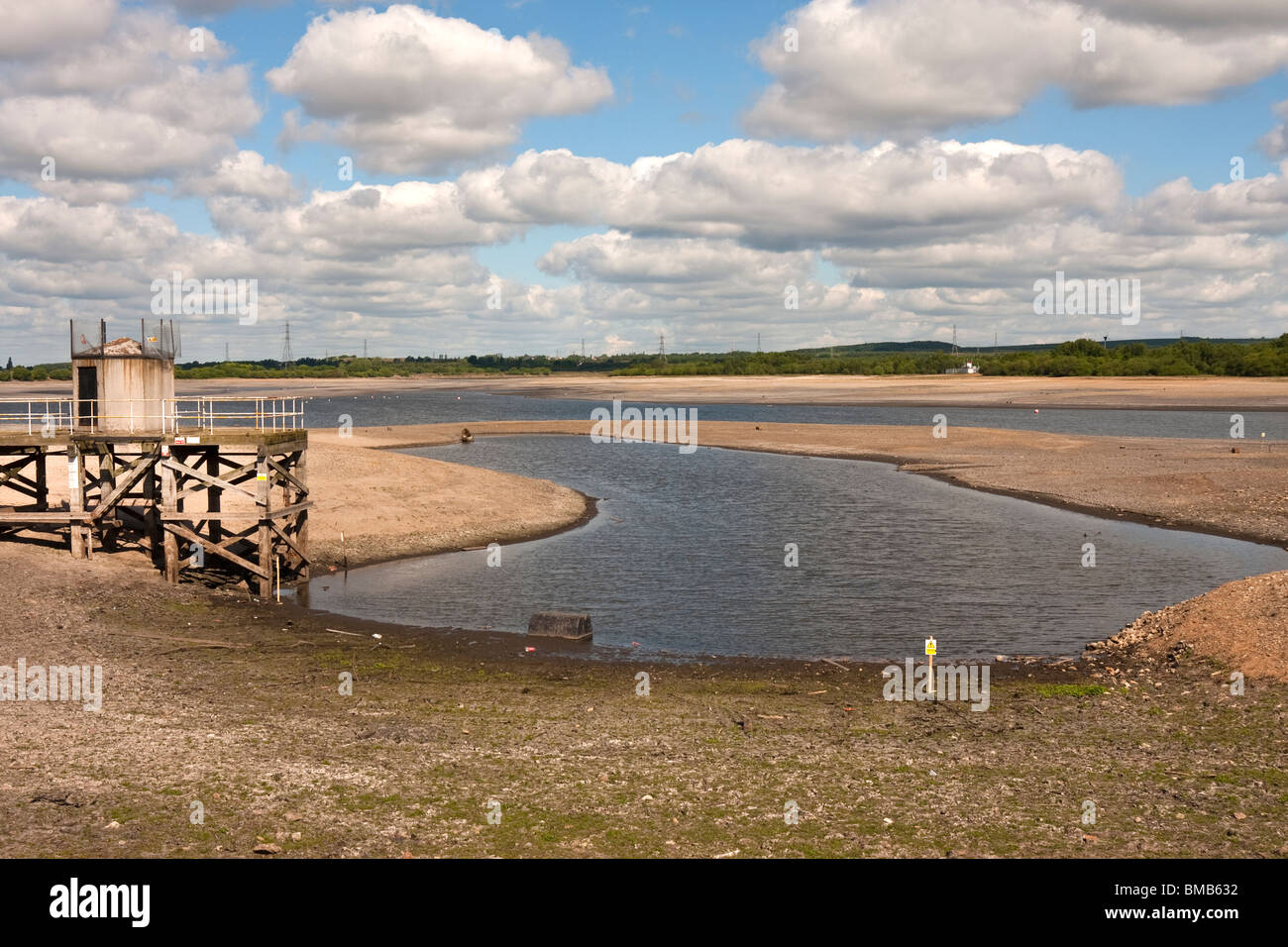 Drained down Chasewater reservoir Stock Photo - Alamy
