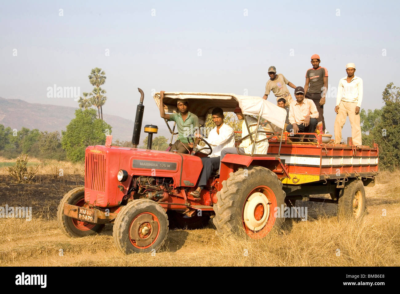 Indian Farmers Tractors High Resolution Stock Photography and Images ...