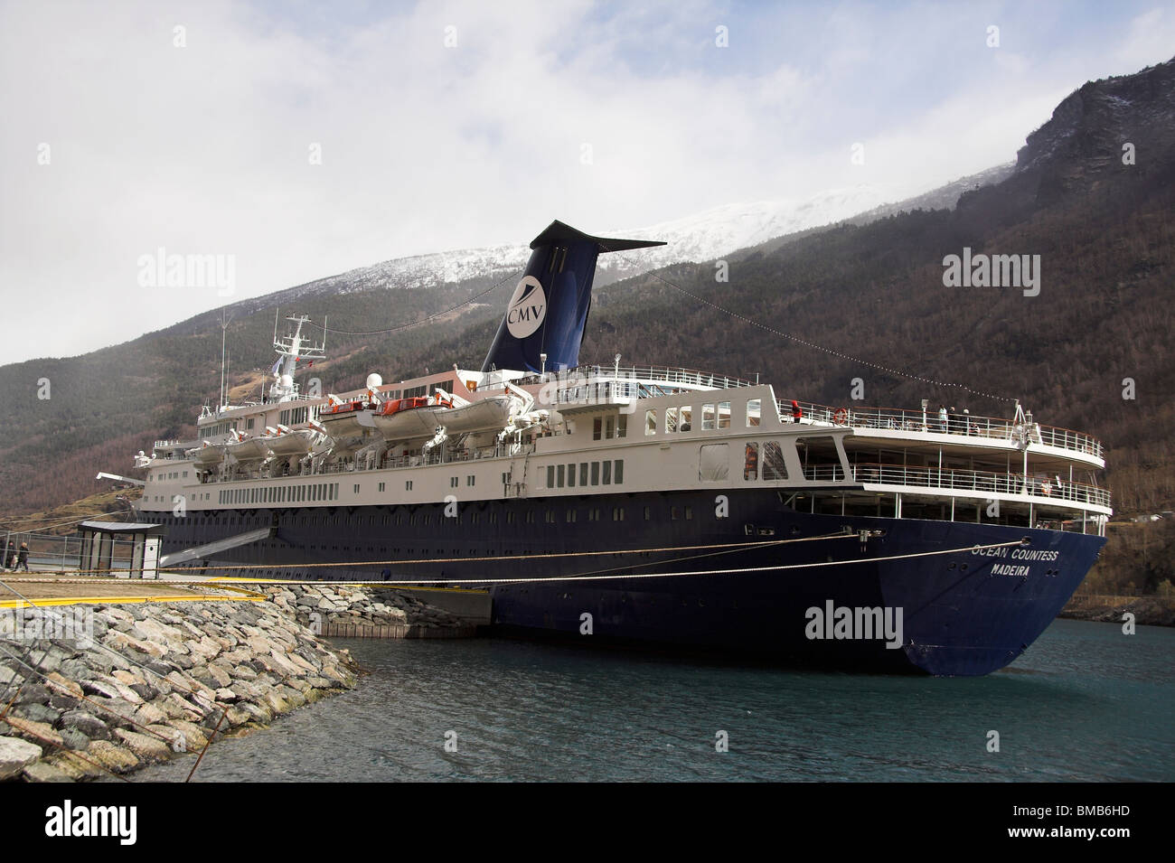 Flam voyage hi-res stock photography and images - Alamy