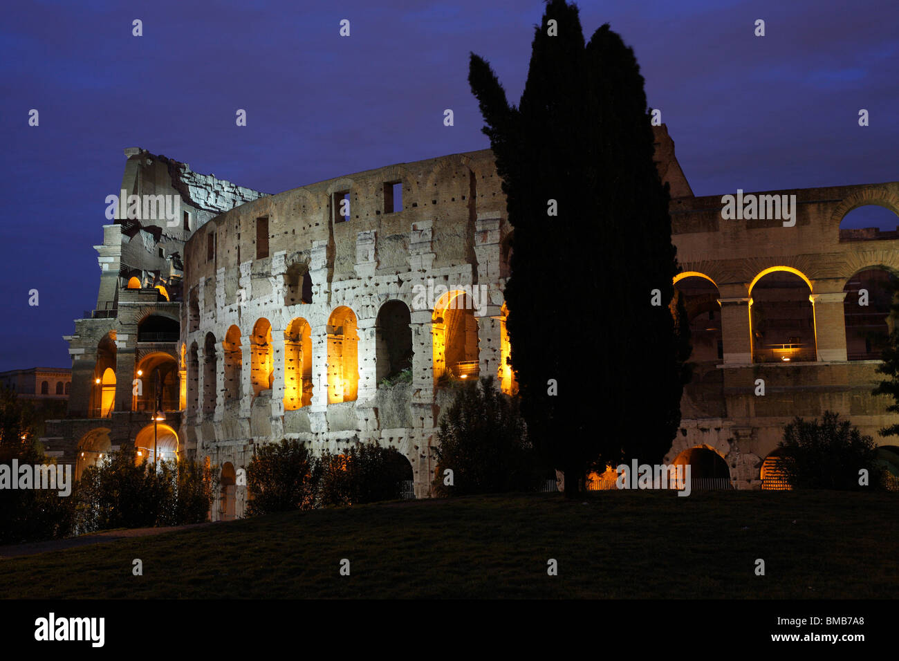 Colosseum at night, Rome, Italy Stock Photo - Alamy