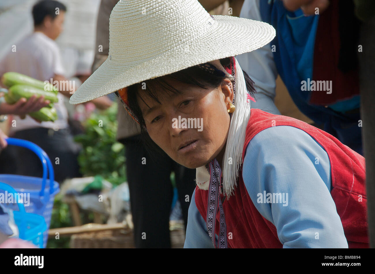 Bai Traditional Costume High Resolution Stock Photography and Images ...