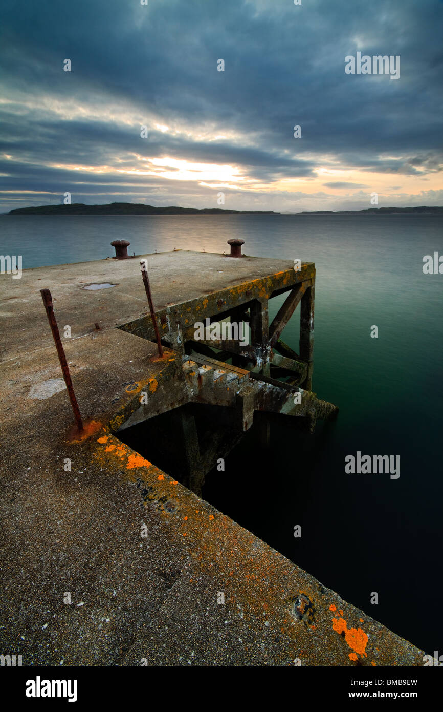 Portencross pier sunset, Ayrshire Stock Photo - Alamy