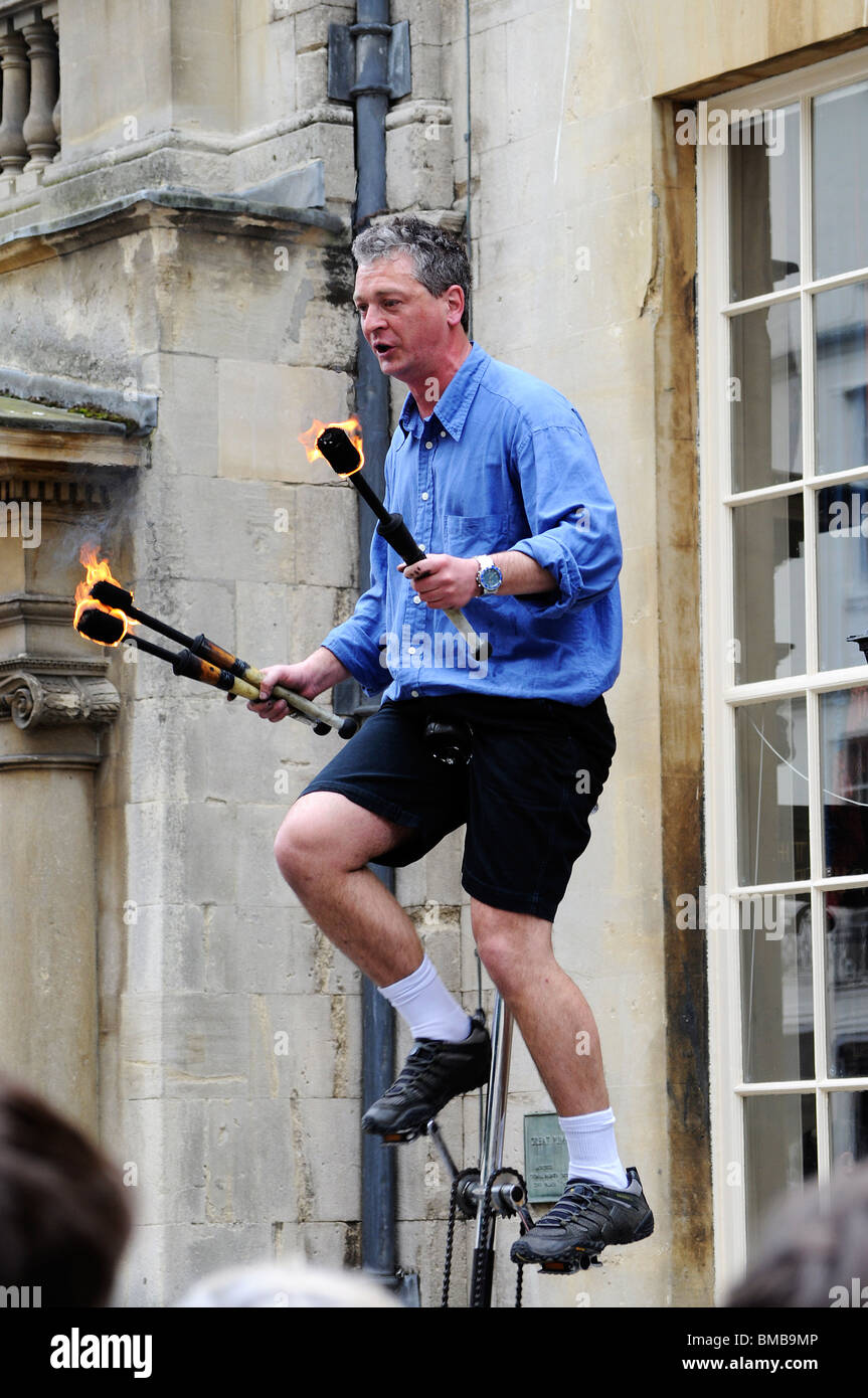 Juggler unicycle hi-res stock photography and images - Alamy