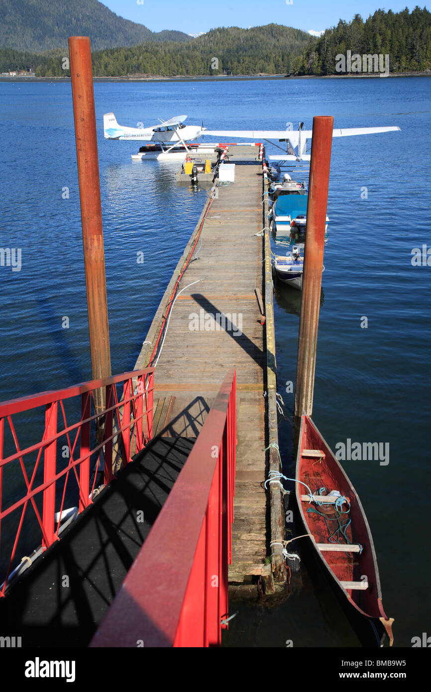 Floatplanes hi-res stock photography and images - Alamy