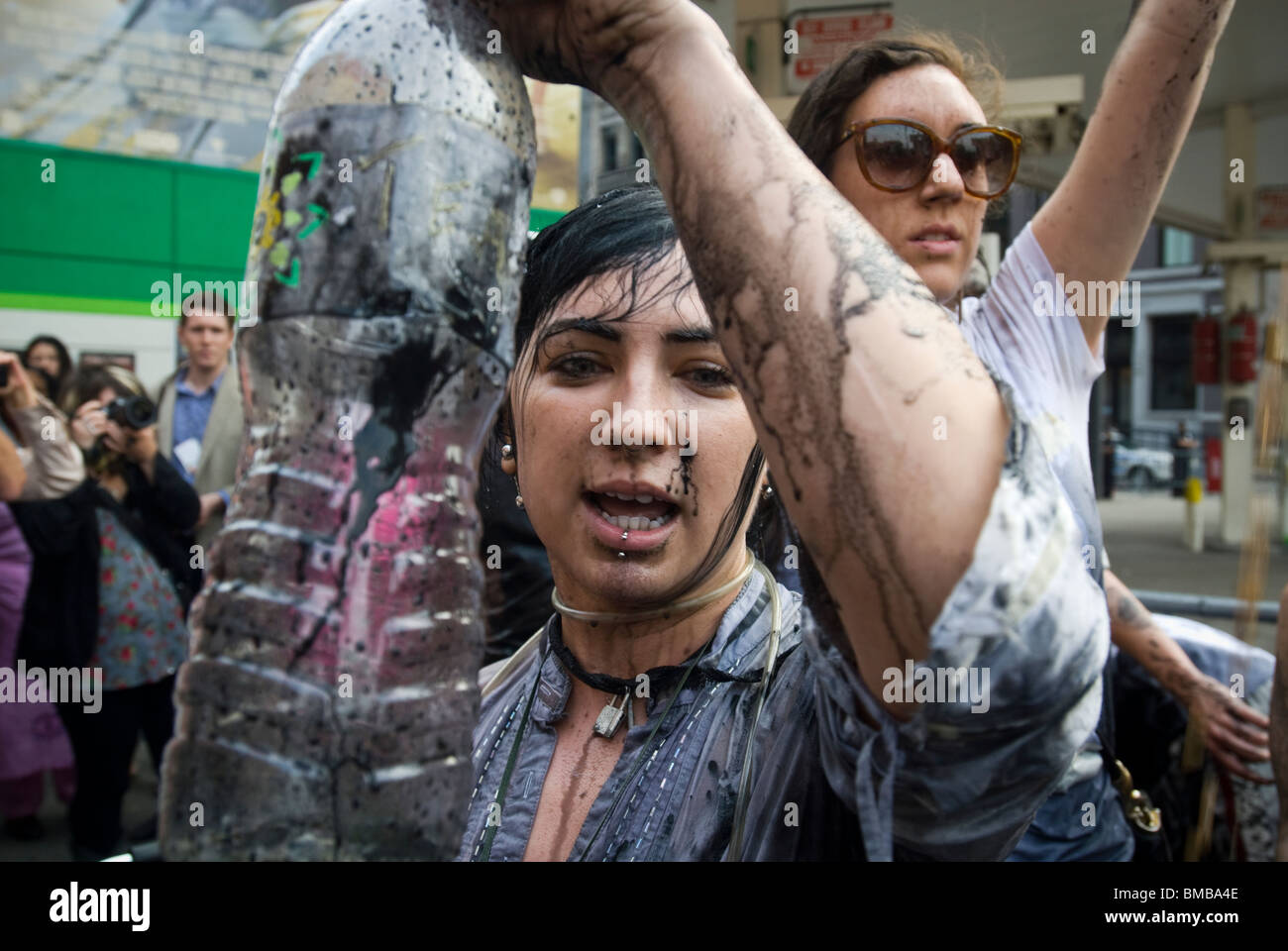 Bp deepwater horizon oil spill protest hi-res stock photography and ...