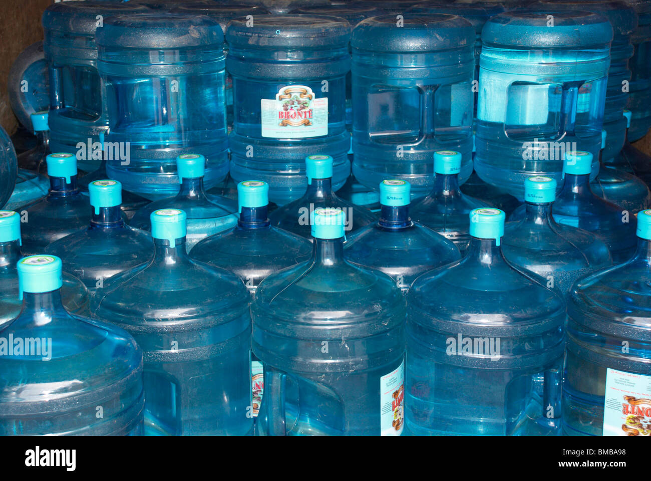 5 gallon water bottles hi-res stock photography and images - Alamy