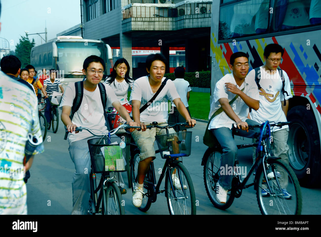 Chinese people cycling hi-res stock photography and images - Alamy