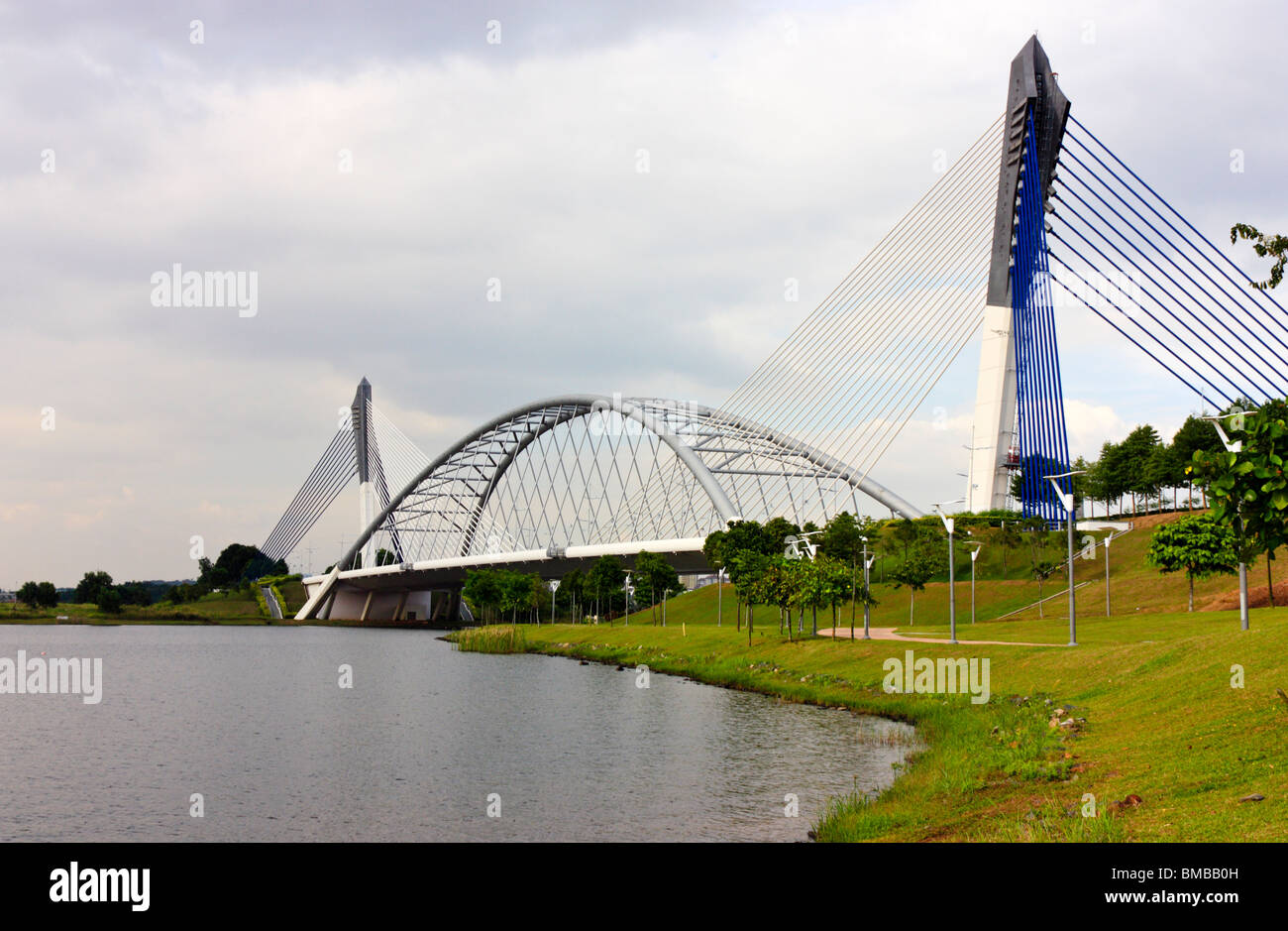 Seri Wawasan Bridge, Putrajaya, Malaysia Stock Photo - Alamy