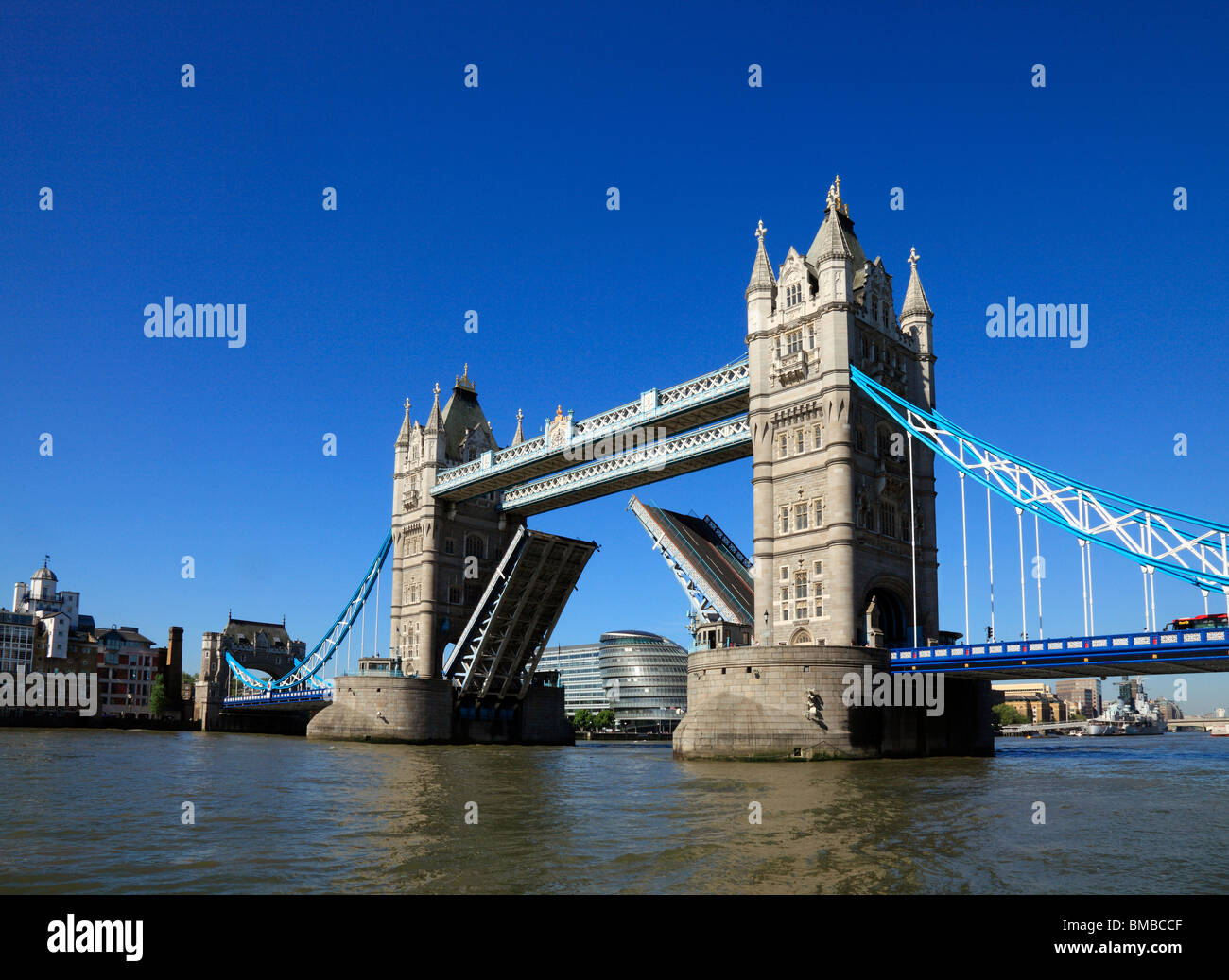 Tower bridge raised london england hi-res stock photography and images ...