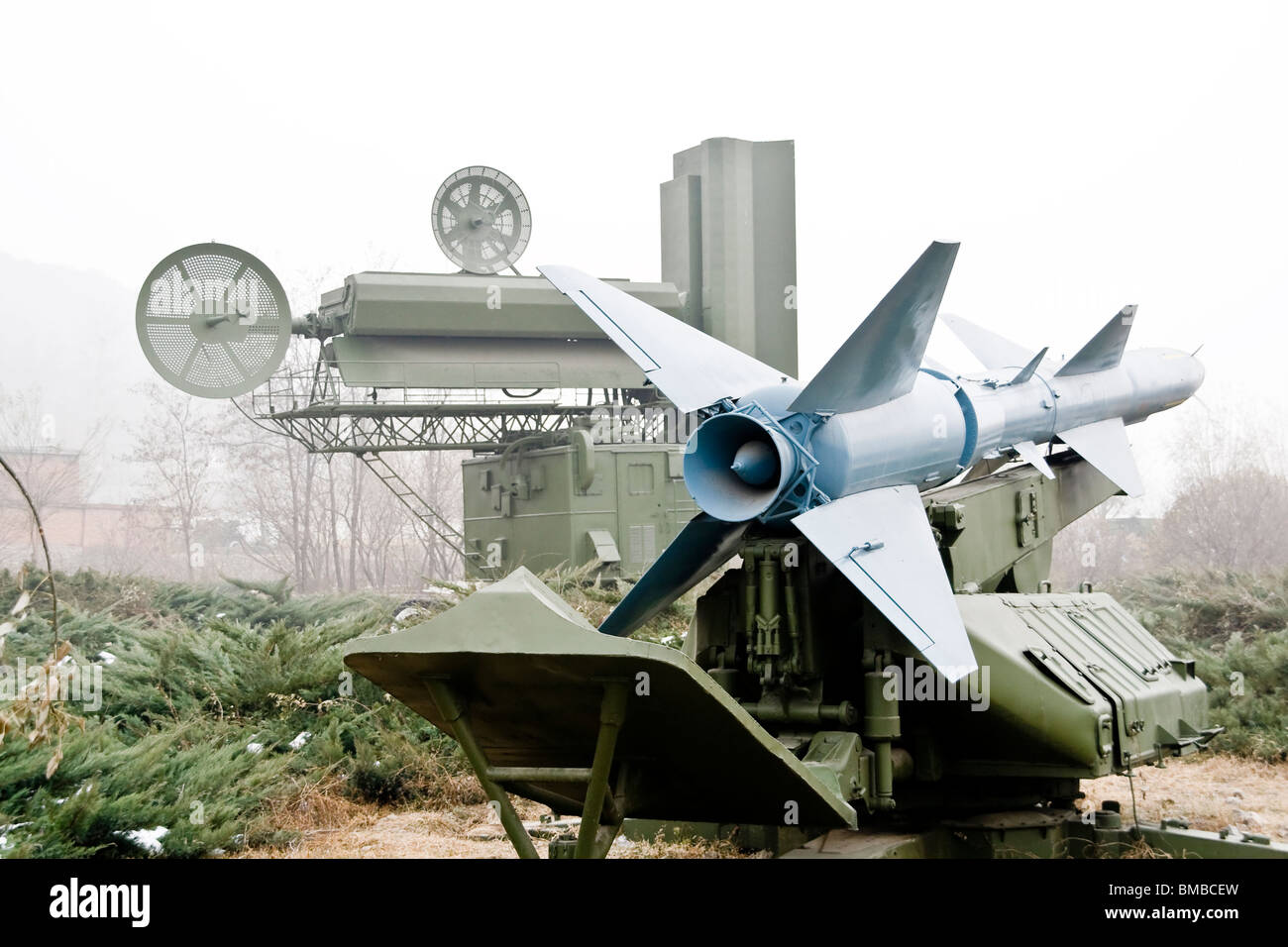 Medium range hi-res stock photography and images - Alamy