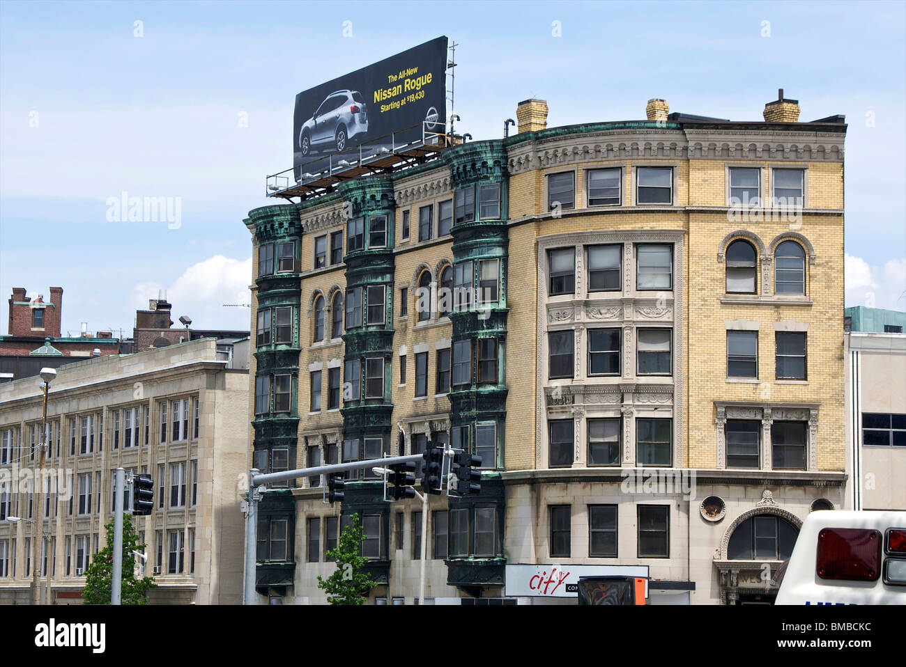 Kenmore square boston hi-res stock photography and images - Alamy