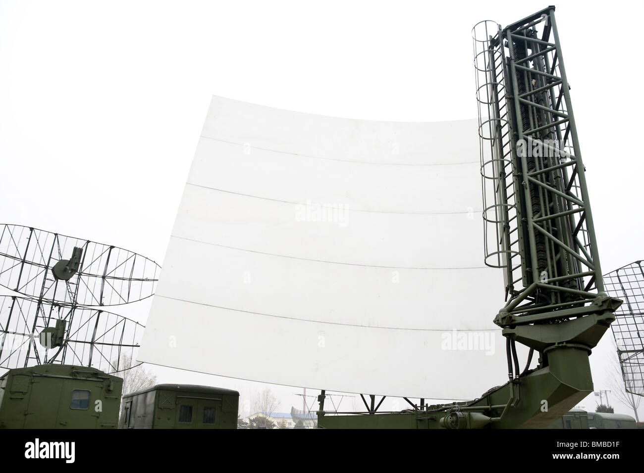 Mobile radar station hi-res stock photography and images - Alamy