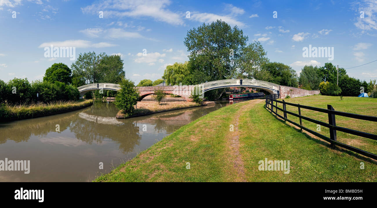 Junction of the oxford canal and grand union canal hi-res stock ...