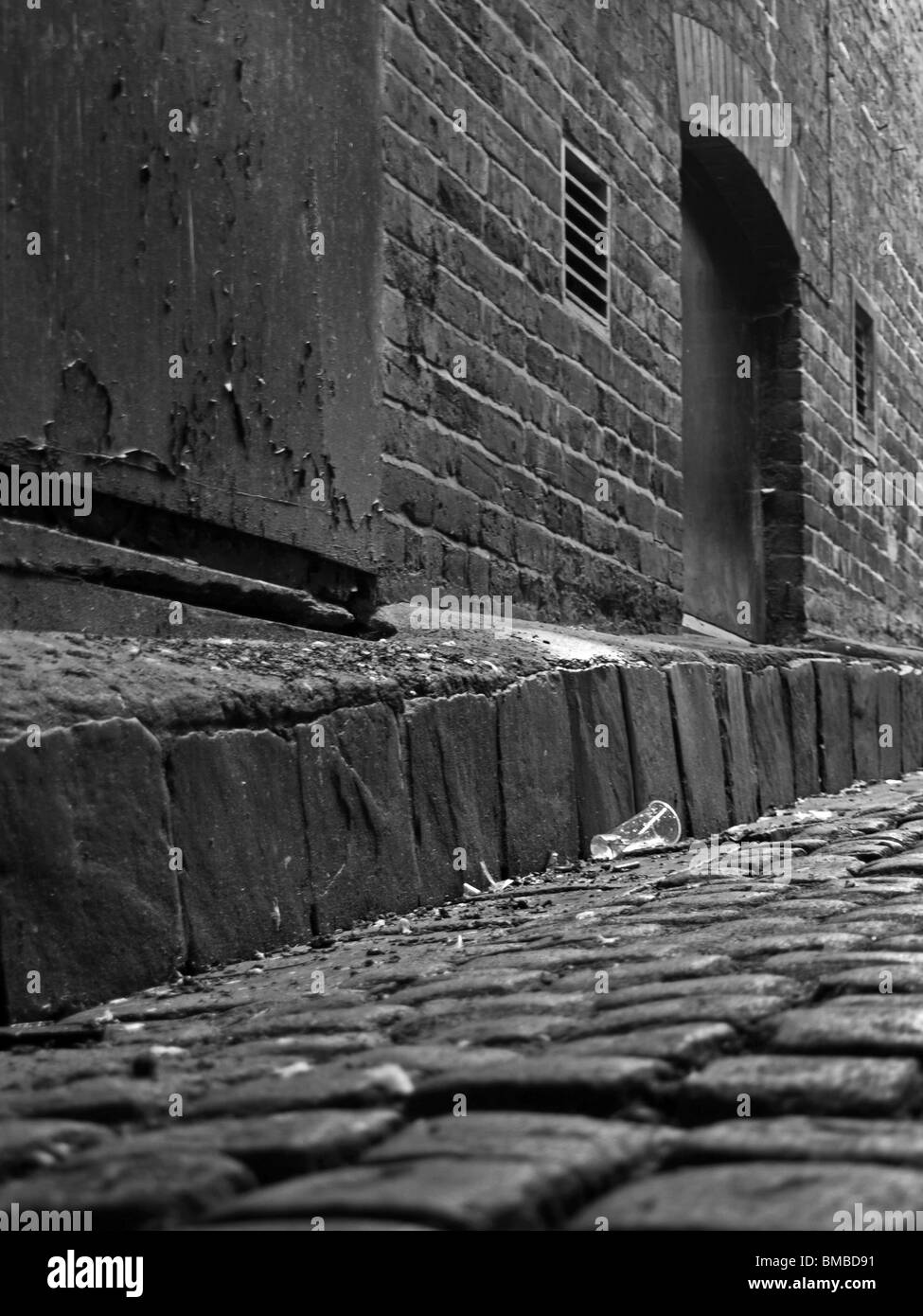 Back alley bar hi-res stock photography and images - Alamy