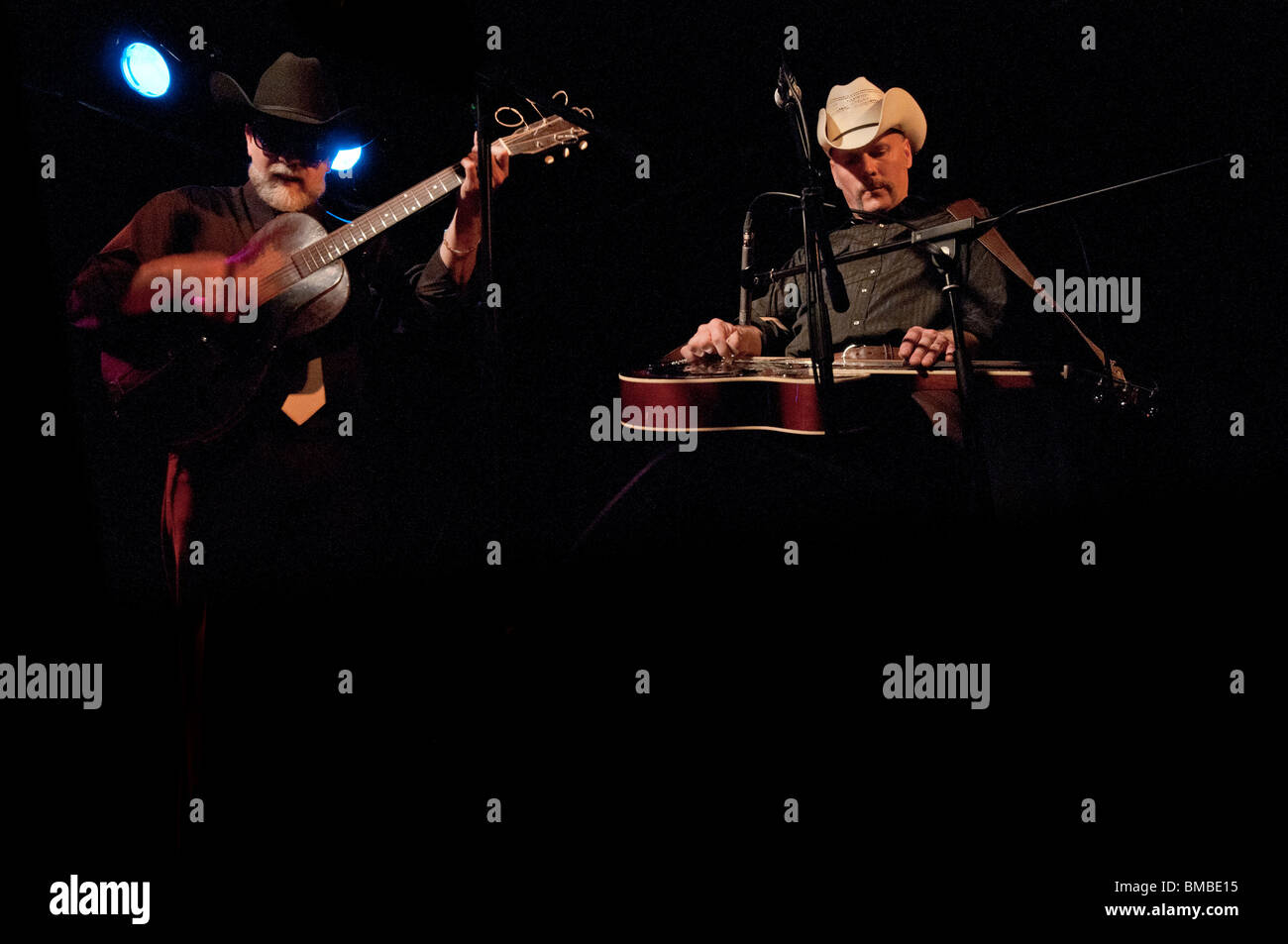 Ike Sheldon and Phil Wade from The Wilders playing a gig in Belfast ...