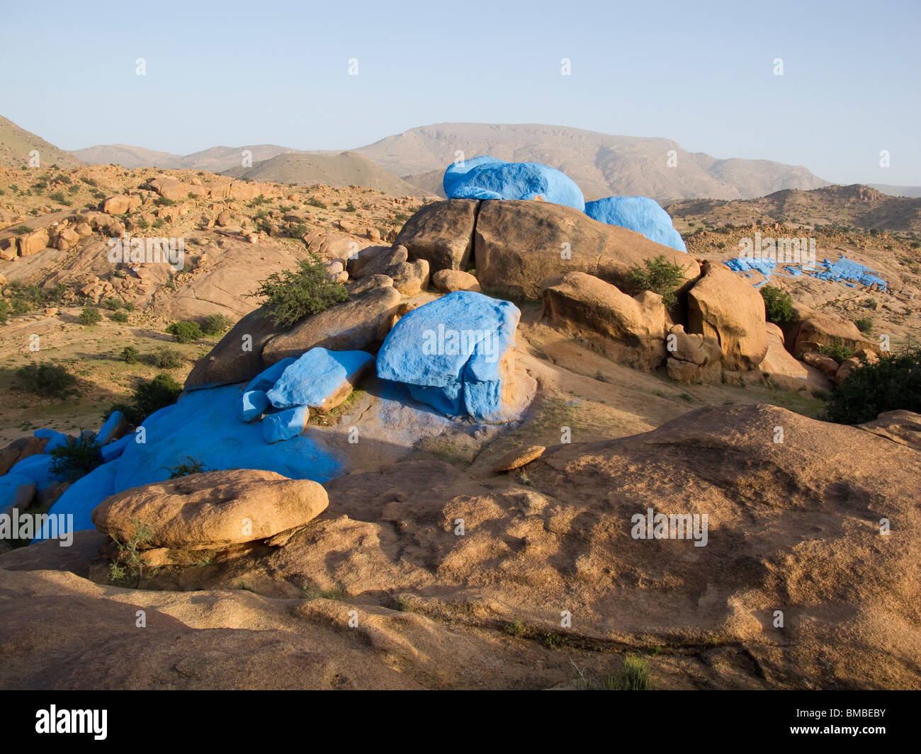 Blue rocks hi-res stock photography and images - Alamy