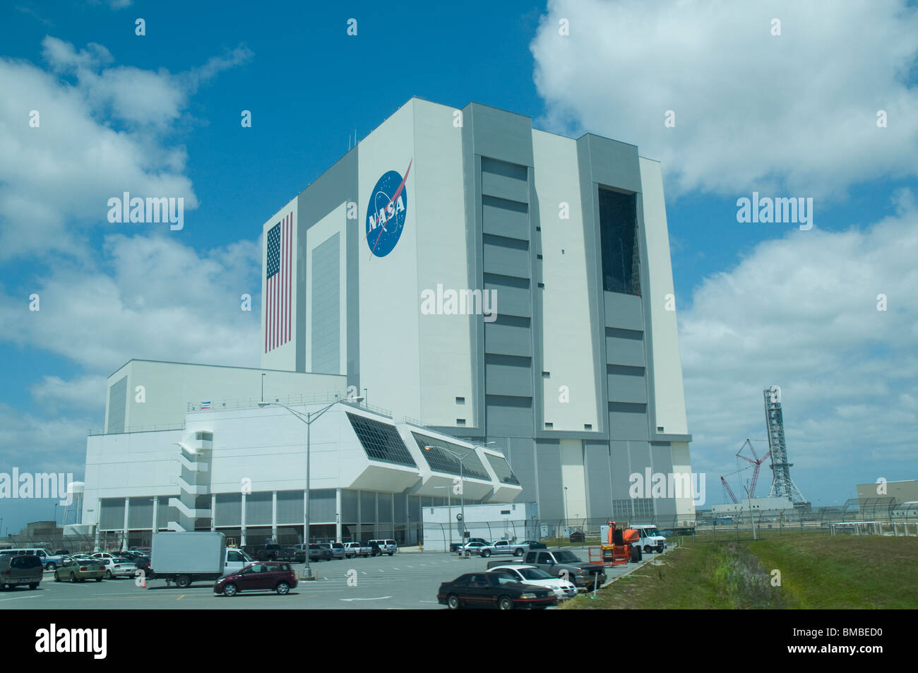 The Vehicle Assembly Building (VAB) at the Kennedy Space Centre, Cape ...
